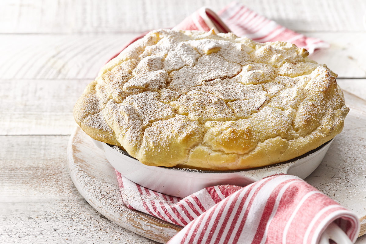 Dutch Apple Pancake (with video) - My Spice it up!